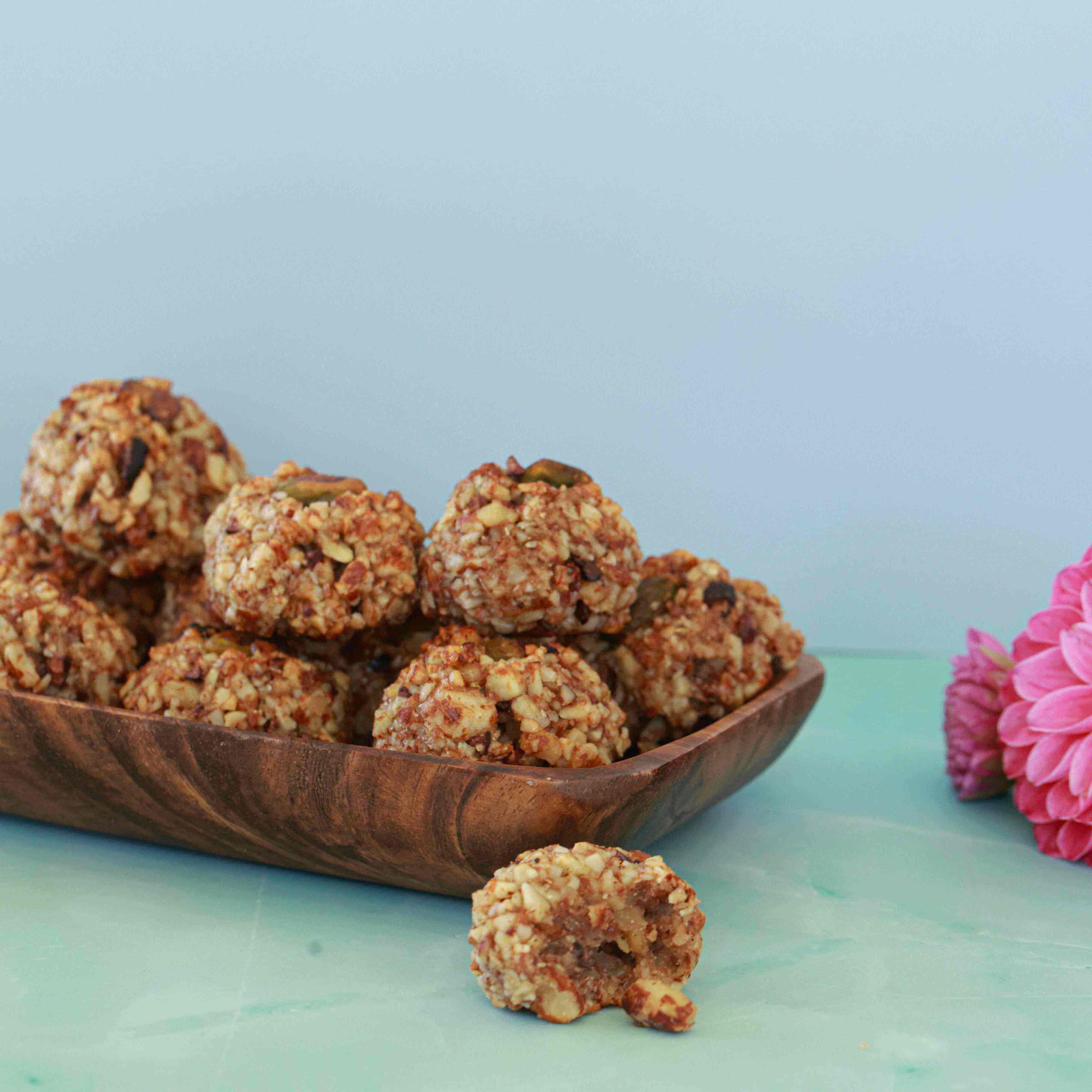 Spiced Nut Energy Balls – YES Cacao
